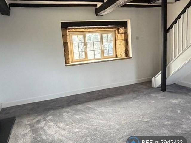 2 bedroom end of terrace house to rent