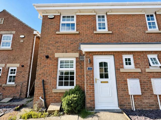 2 bedroom end of terrace house to rent