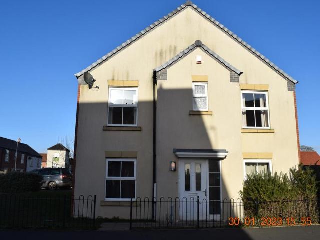 2 bedroom end of terrace house to rent