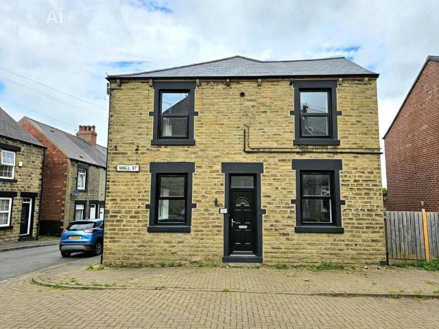 2 bedroom end of terrace house to rent