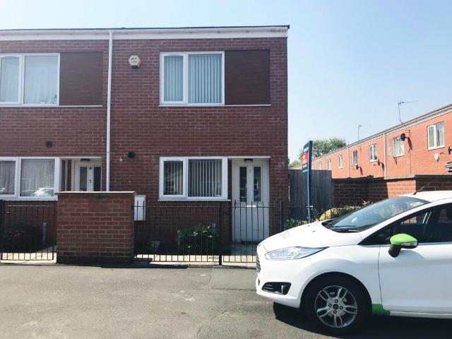 2 bedroom end of terrace house to rent