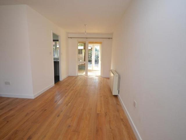 2 bedroom end of terrace house to rent