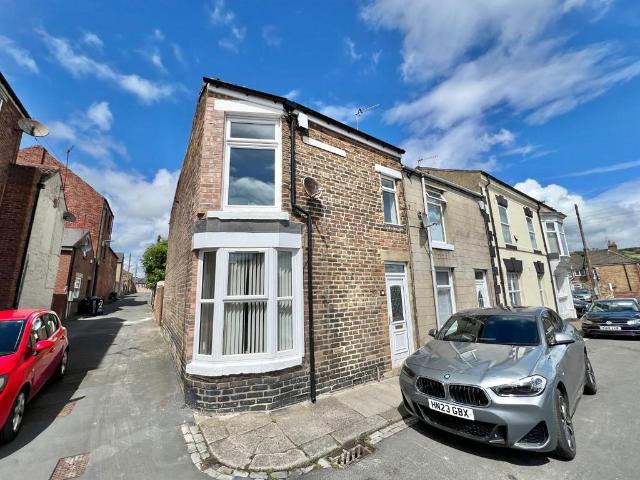 2 bedroom end of terrace house to rent