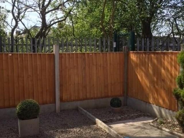 2 bedroom end of terrace house to rent
