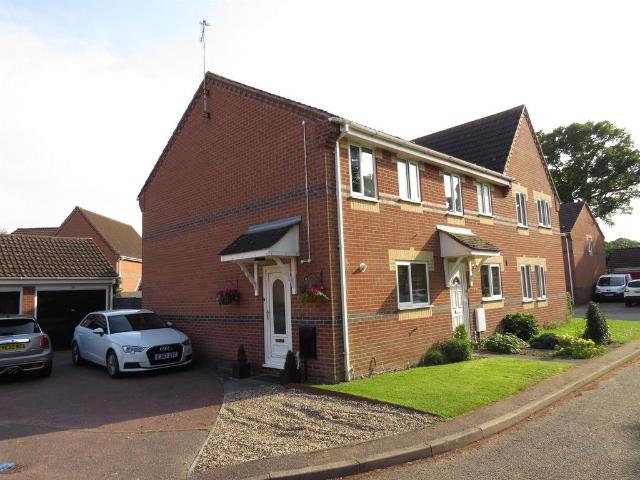 2 bedroom end of terrace house to rent