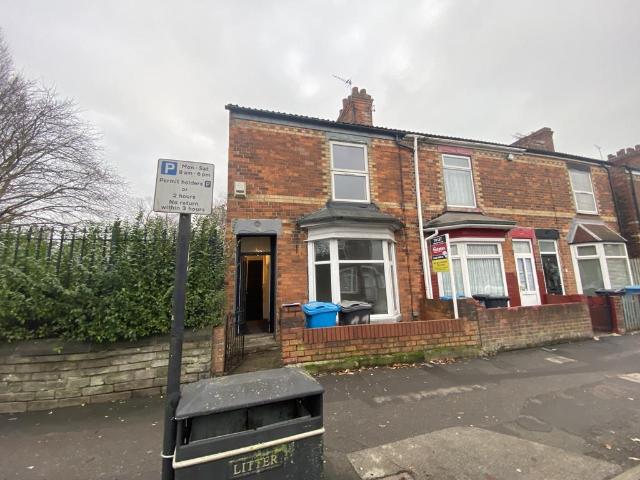 2 bedroom end of terrace house to rent