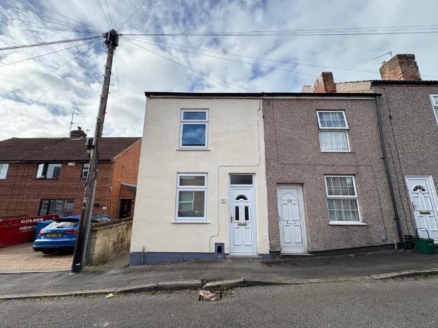 2 bedroom end of terrace house to rent