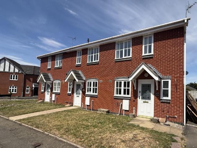 2 bedroom end of terrace house to rent