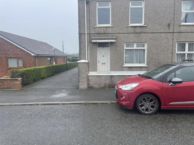 2 bedroom end of terrace house to rent