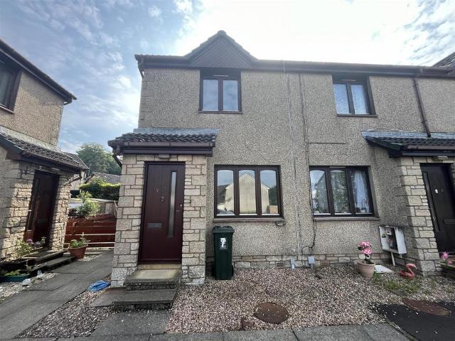 2 bedroom end of terrace house to rent