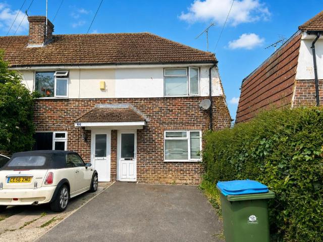 2 bedroom end of terrace house to rent