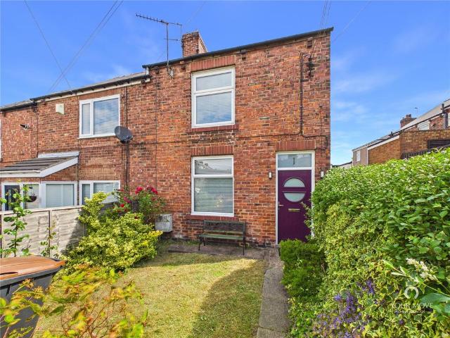 2 bedroom end of terrace house to rent