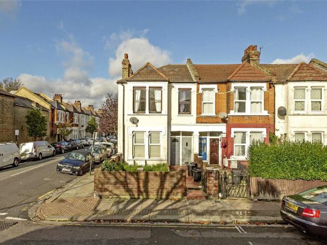 1 bedroom maisonette to rent