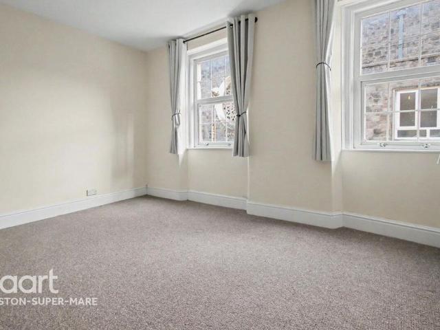 2 bedroom end of terrace house to rent