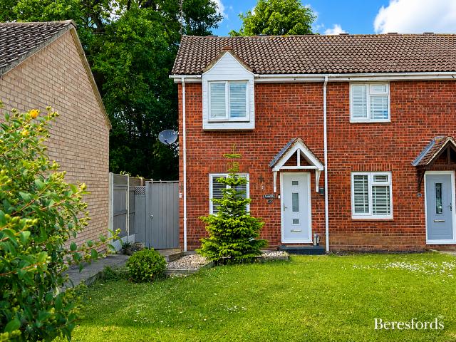 2 bedroom end of terrace house to rent