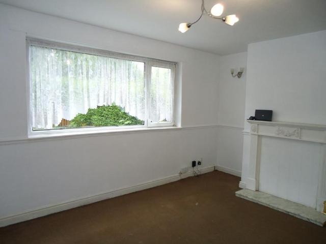 2 bedroom end of terrace house to rent