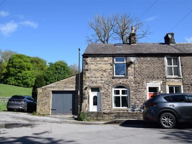 2 bedroom end of terrace house to rent