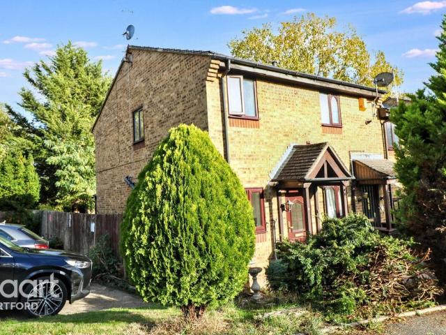 2 bedroom end of terrace house to rent