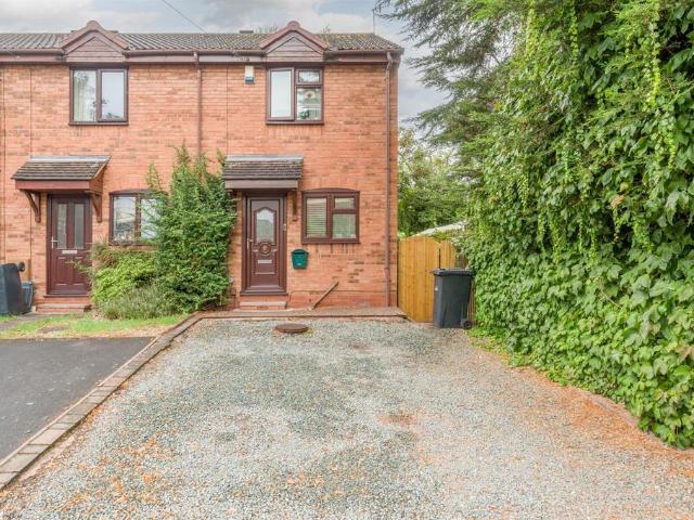 2 bedroom end of terrace house to rent