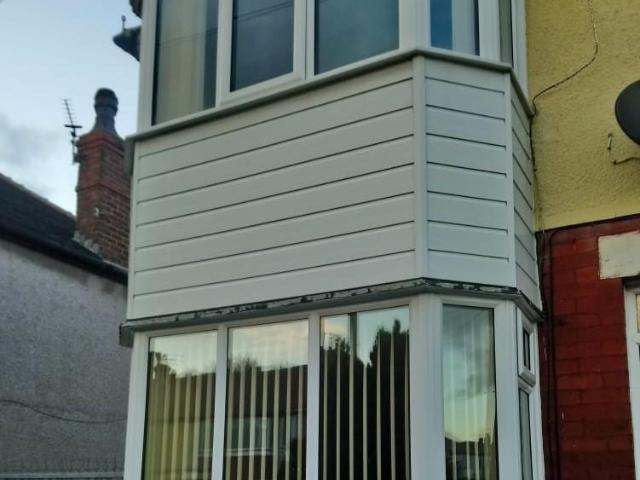 2 bedroom end of terrace house to rent