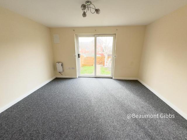 2 bedroom end of terrace house to rent