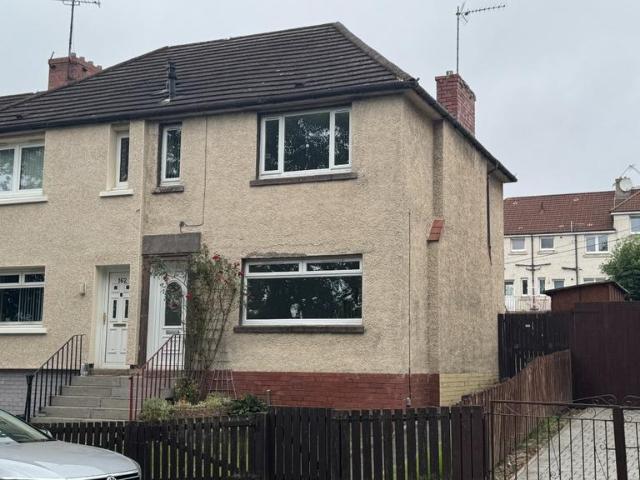 2 bedroom end of terrace house to rent