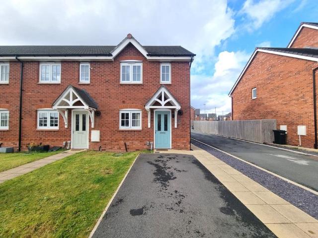 2 bedroom end of terrace house to rent