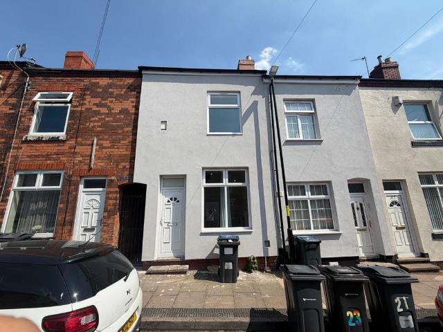 2 bedroom end of terrace house to rent