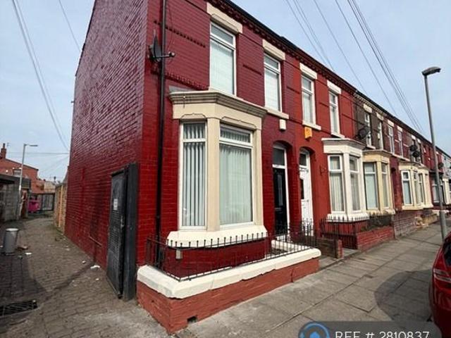 2 bedroom end of terrace house to rent