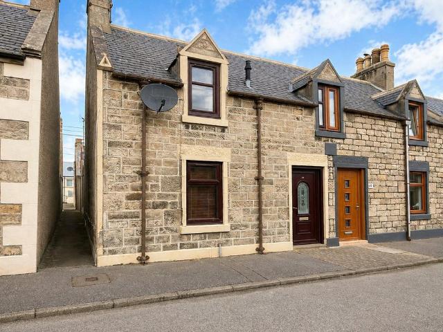 2 bedroom end of terrace house to rent