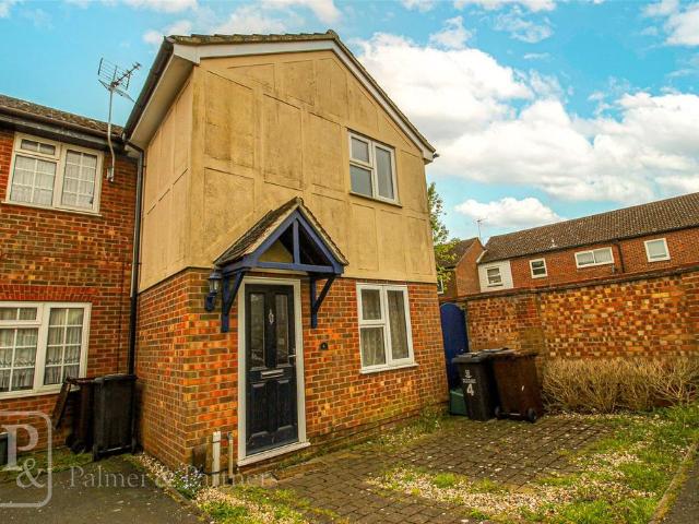 2 bedroom end of terrace house to rent