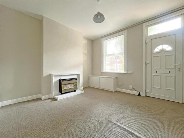 2 bedroom End of terrace house to rent