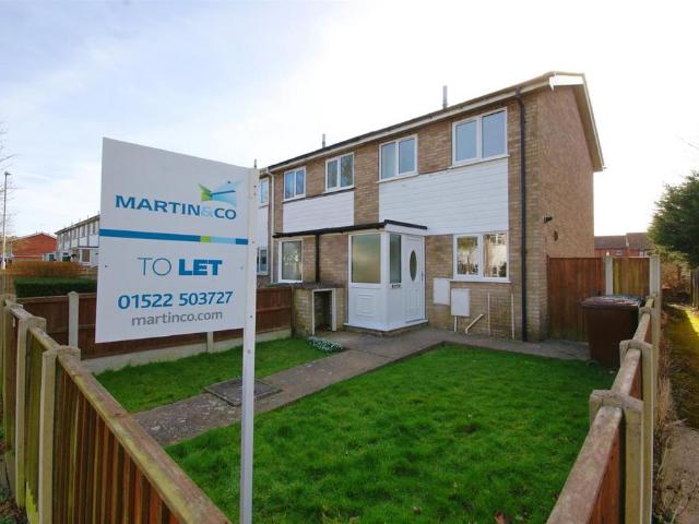 2 bedroom end of terrace house to rent