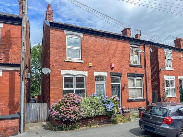 2 bedroom end of terrace house to rent