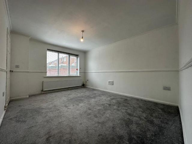 2 bedroom end of terrace house to rent