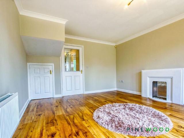 2 bedroom end of terrace house to rent