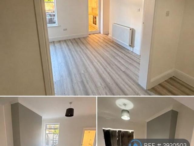 2 bedroom end of terrace house to rent