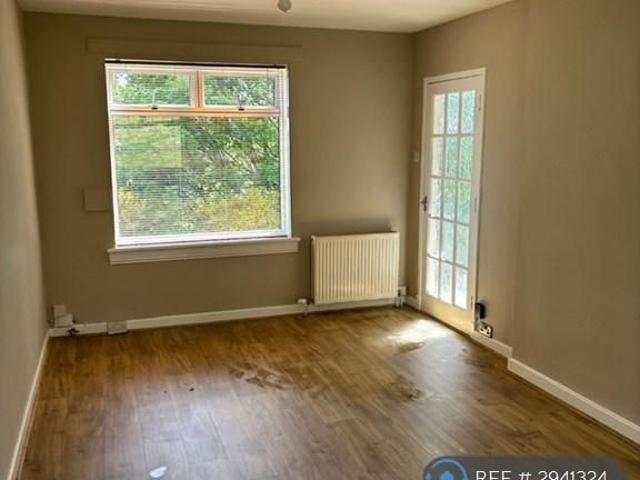 2 bedroom end of terrace house to rent