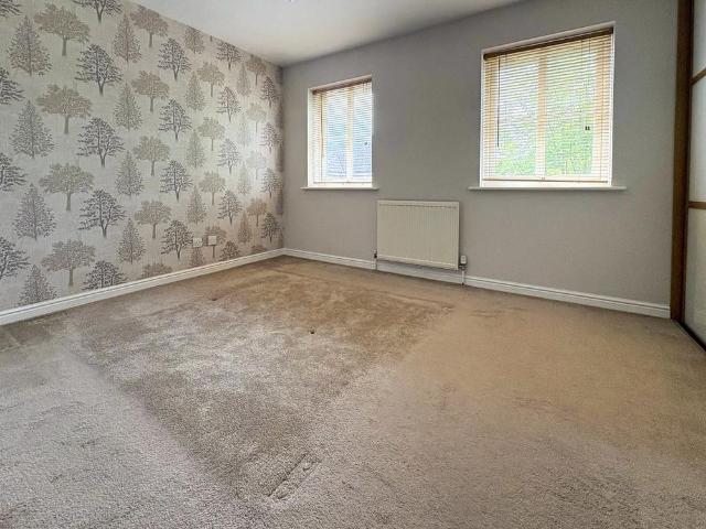 2 bedroom end of terrace house to rent