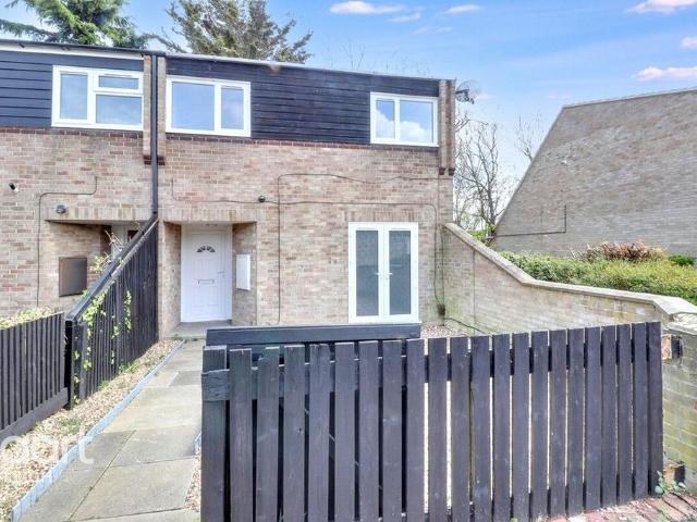 2 bedroom end of terrace house to rent