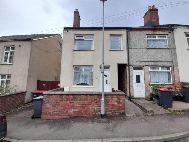 2 bedroom end of terrace house to rent