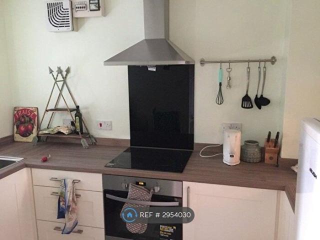 2 Bedroom End Of Terrace House To Rent In Underwood Place, Oldbrook, Milton Keynes, MK6