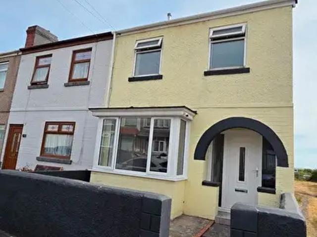 2 Bedroom End Of Terrace House To Rent In Wern Fawr Road, Swansea, SA1