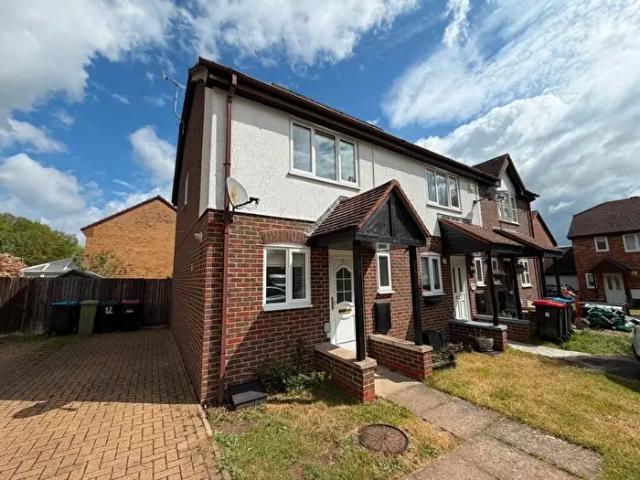 2 Bedroom End Of Terrace House To Rent In Anding Close, Olney, MK46