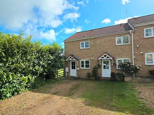 2 Bedroom End Of Terrace House To Rent In Bell Close, Helmdon, NN13