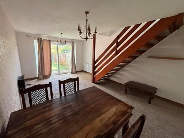 2 Bedroom End Of Terrace House To Rent In Burnham Meadow, Hall Green, Birmingham, B28