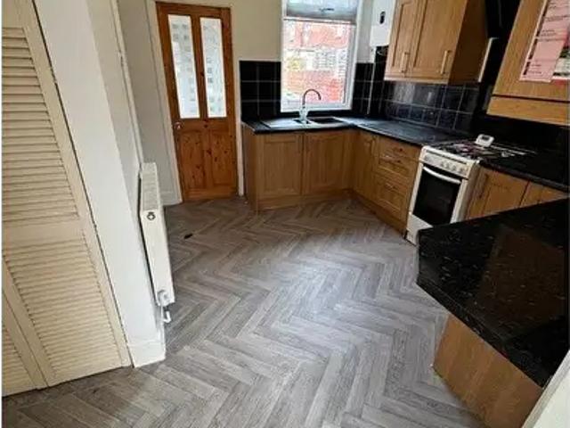 2 Bedroom End Of Terrace House To Rent In Cyril Avenue, Nottingham, NG8
