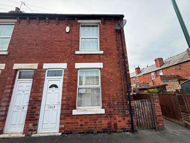 2 Bedroom End Of Terrace House To Rent In Cyril Avenue, Nottingham, NG8