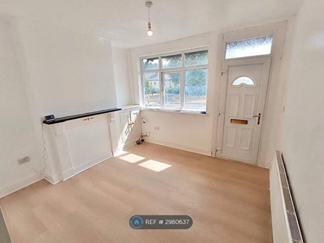 2 Bedroom End Of Terrace House To Rent In Granby St, Ilkeston, DE7