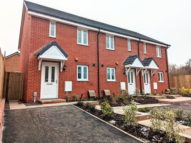 2 Bedroom End Of Terrace House To Rent In Heol Y Gylfinir, Llanilid, Llanharan, CF72